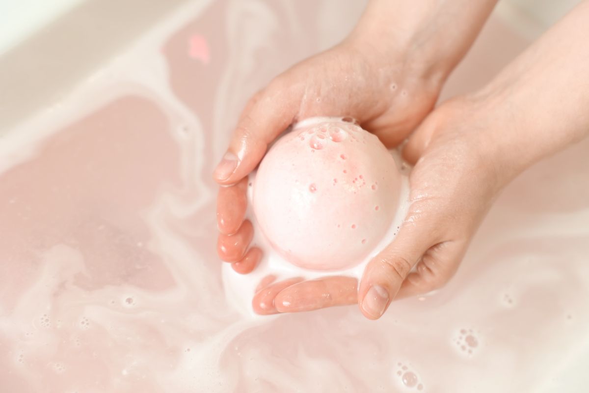Comment bien utiliser une bombe de bain ? - Nettoyer.org